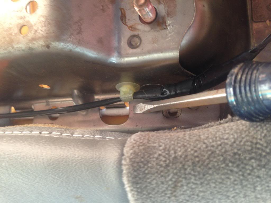 How To replace seat springs. | Chevy Tahoe Forum | GMC Yukon Forum ...