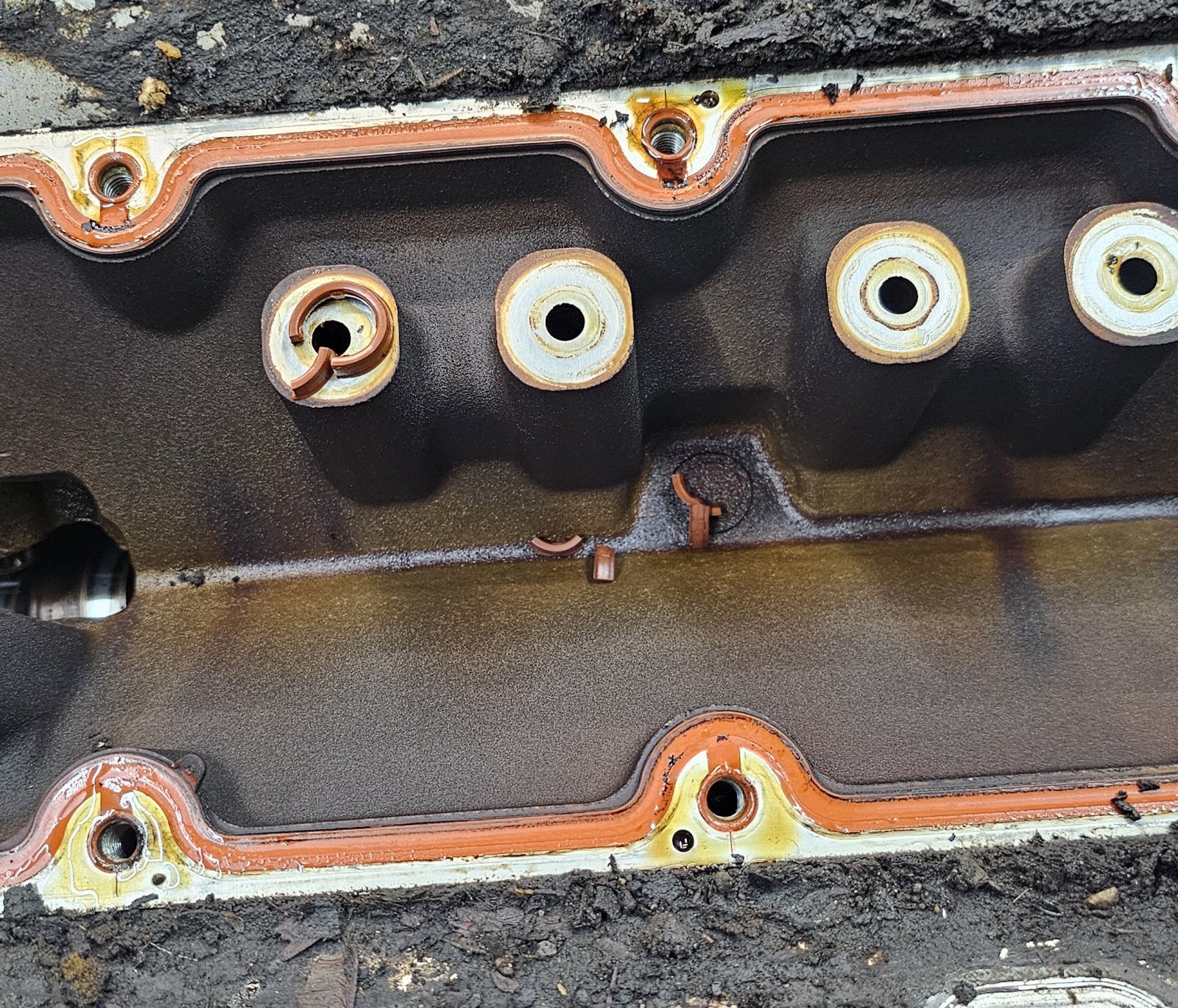 Tower plugs vs. VLOM gaskets for DOD delete | Chevy Tahoe Forum | GMC ...