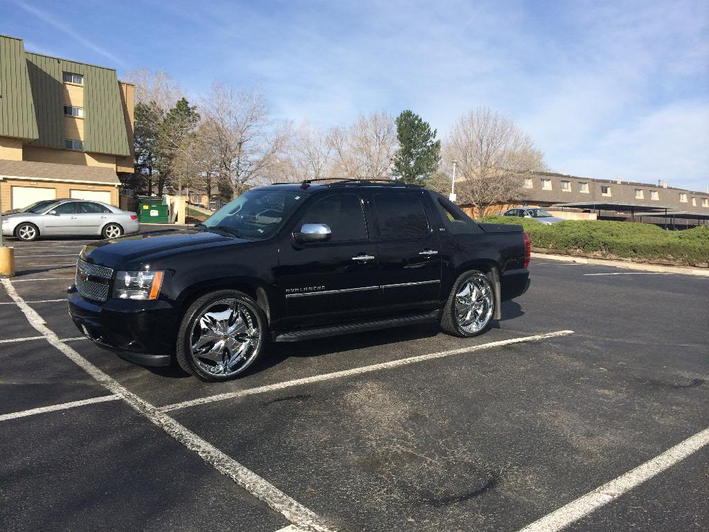 Dropped my Avalanche 2/3 on 26s | Chevy Tahoe Forum | GMC Yukon Forum ...