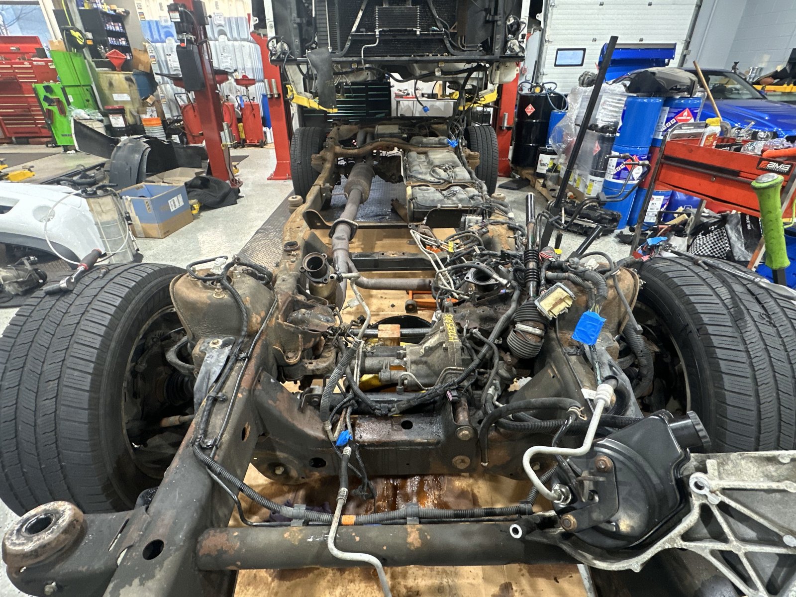 Whipple 2.3L Supercharger Installation on 2007 Yukon XL Denali (6.2L ...