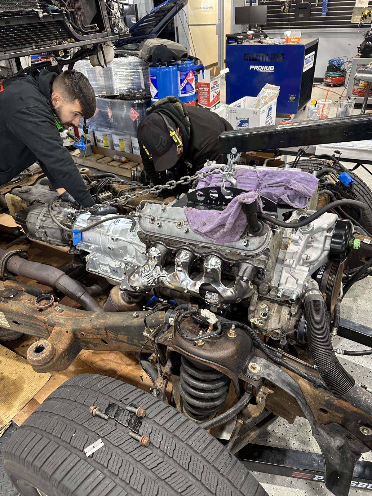 Whipple 2.3L Supercharger Installation on 2007 Yukon XL Denali (6.2L ...