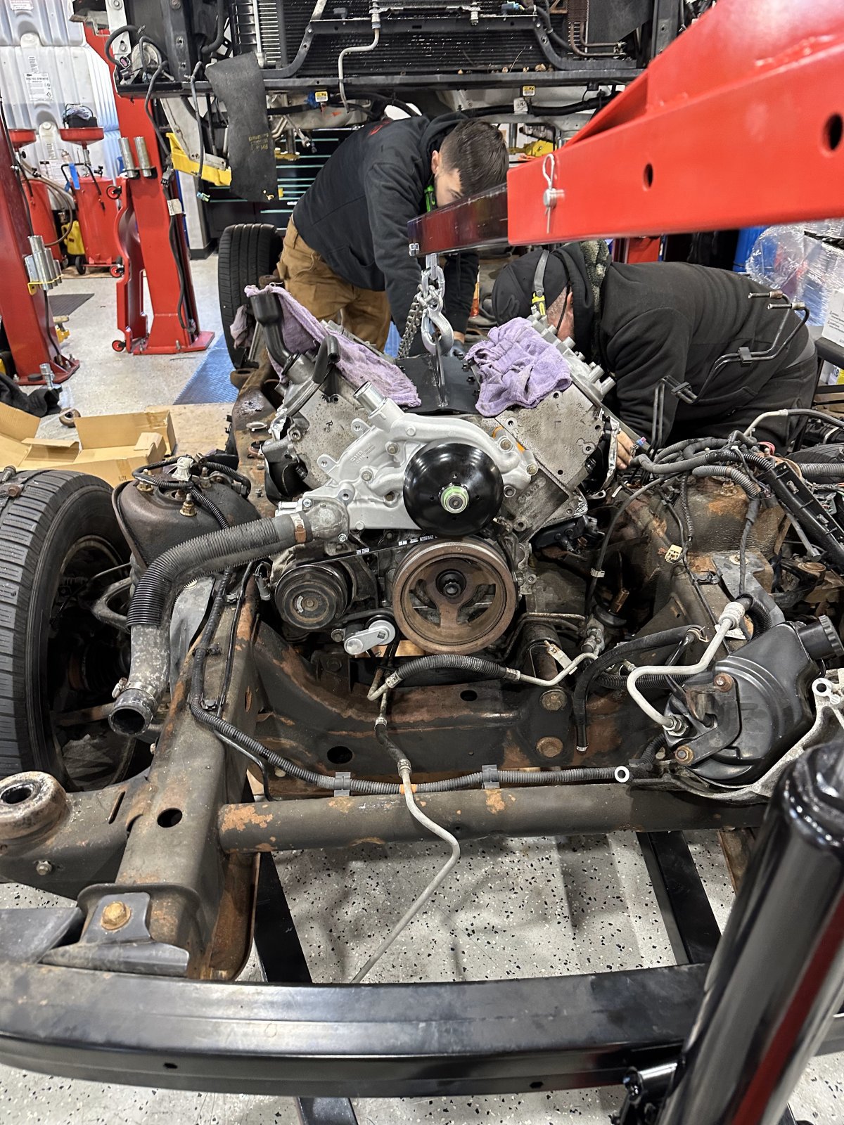 Whipple 2.3L Supercharger Installation on 2007 Yukon XL Denali (6.2L ...