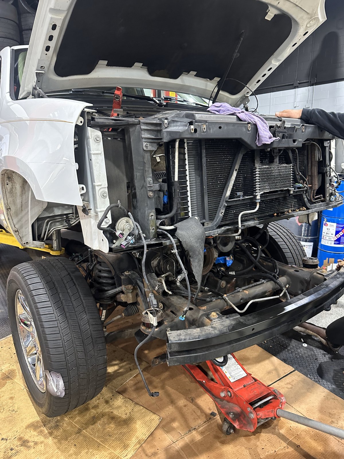 Whipple 2.3L Supercharger Installation on 2007 Yukon XL Denali (6.2L ...