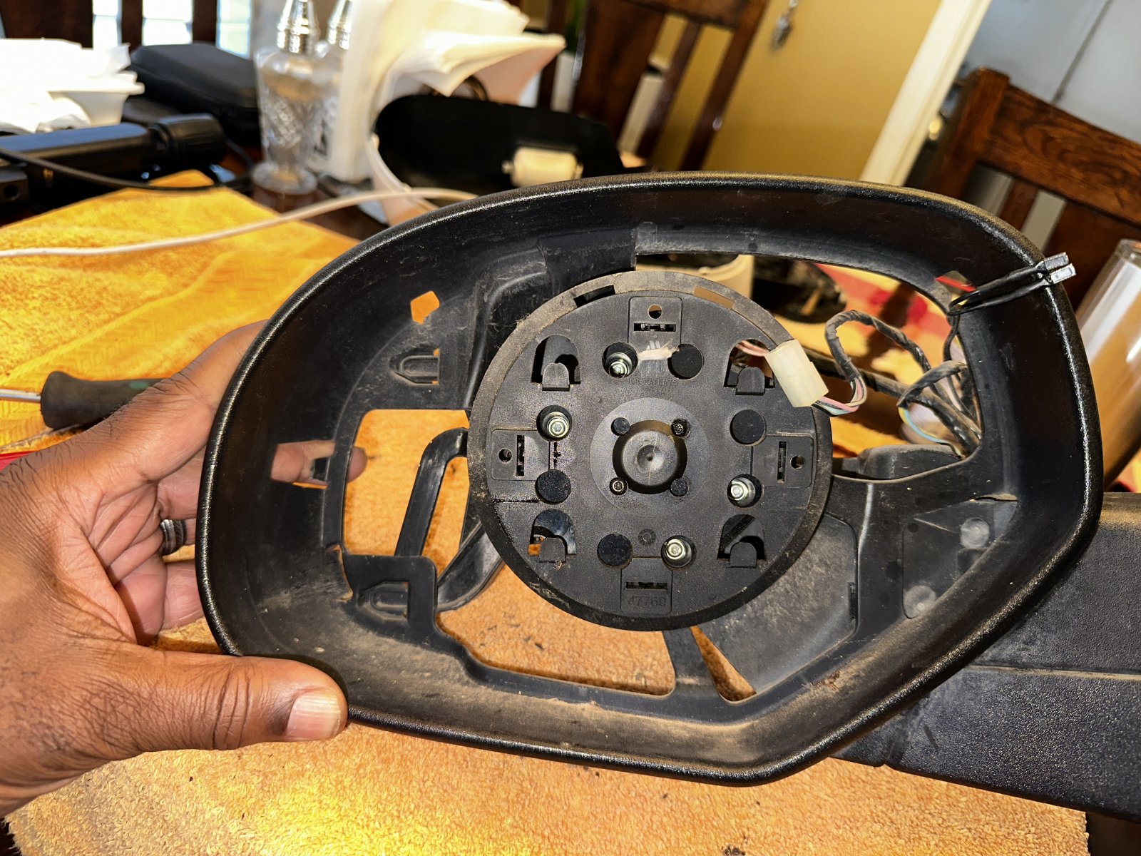 DL3 Mirror Repair Tutorial | Chevy Tahoe Forum | GMC Yukon Forum ...
