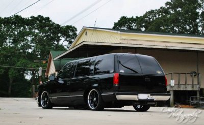 photos of my static slammed 4door | Chevy Tahoe Forum | GMC Yukon Forum ...