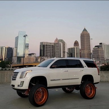 NEW IN GA 10" lifted 4th Gen Escalade, NBS Tahoe & bagged OBS dually ...